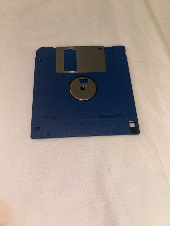 HYBRIS Commodore Amiga 512 Game Discovery Software 1988 Rare! | eBay