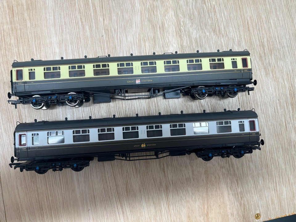 2x BACHMANN GWR COLLETT COACHES UNBOXED | eBay UK