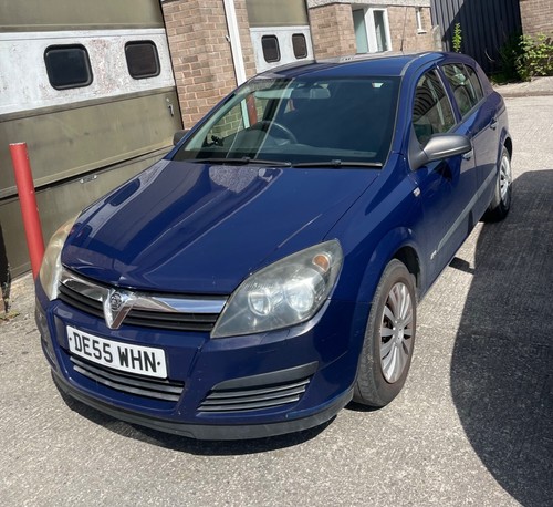 Vauxhall Astra 2005 Blue M.O.T 08 /01/2026 | eBay UK