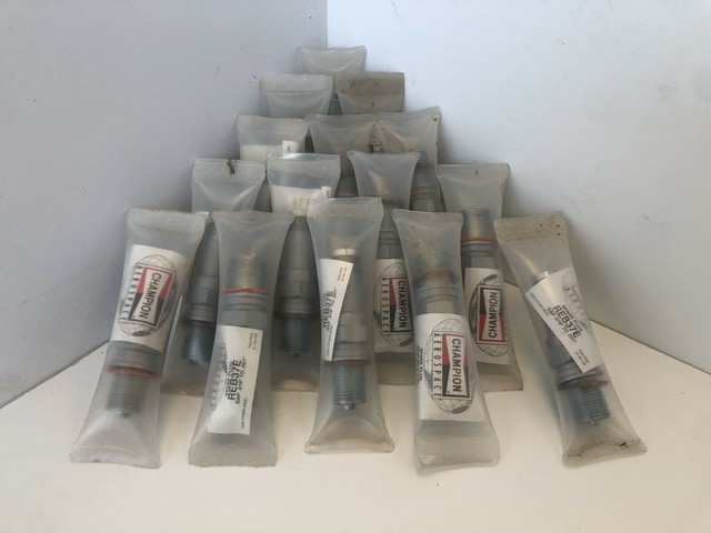 Champion REB37E Aviation Spark Plug Teledyne CONTINENTAL Lycoming for ...