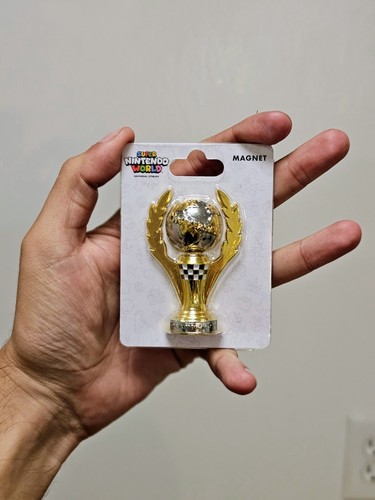 Limited Edition Mario Kart Nintendo World Universal Studios Trophy ...