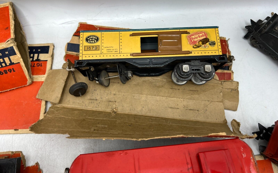 Lot of 12 O Gauge Junk Train Marx Lionel Freight Cars / Caboose ...