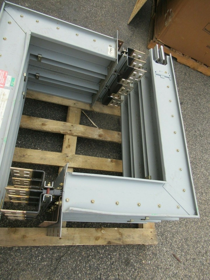 CH HUBS41950-A03, 4000 Amp, 600V, 3P4W, 90* COPPER SWITCHBOARD HUB ...