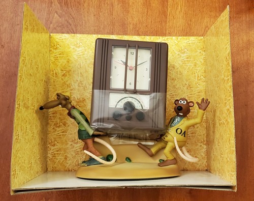 Chicken Run AM/FM Radio Alarm Clock (Aardman Animations) | eBay