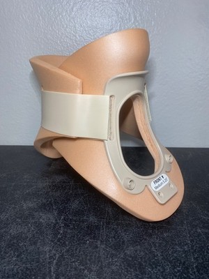 Tracheotomy Trach Cervical Collar Comfortable Neck Brace MEDIUM (5.25 ...