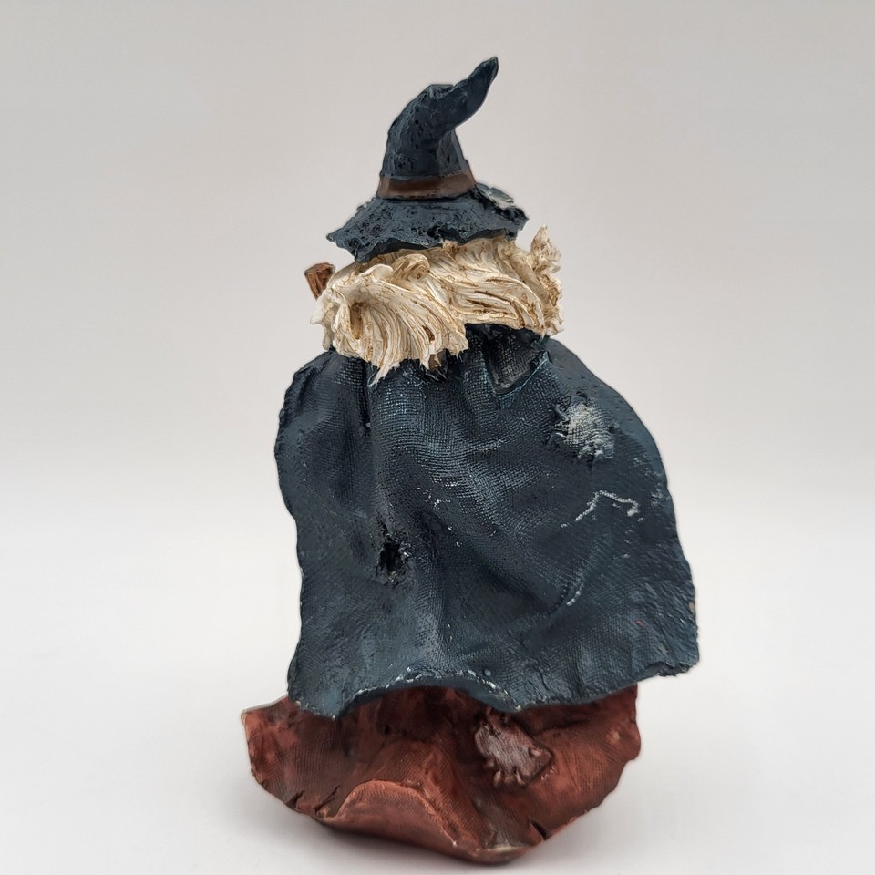 Deluxe Imports Witty Witches Resin Witch w/ broom & cat 5" Tall | eBay