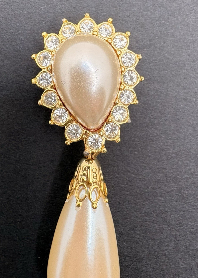 Vintage Faux Pearl & Rhinestones Gold Tone Dangle Teardrop Brooch ...