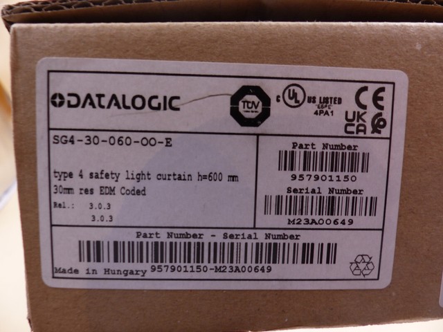 DATALOGIC SG4-30-060-00-E 957901150 BASE SAFETY LIGHT CURTAIN TYPE 4 ...
