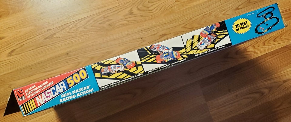 LIFE-LIKE RACING NASCAR 500 SLOT CAR SET #9528 - HO Scale 1995 -2 CARS ...