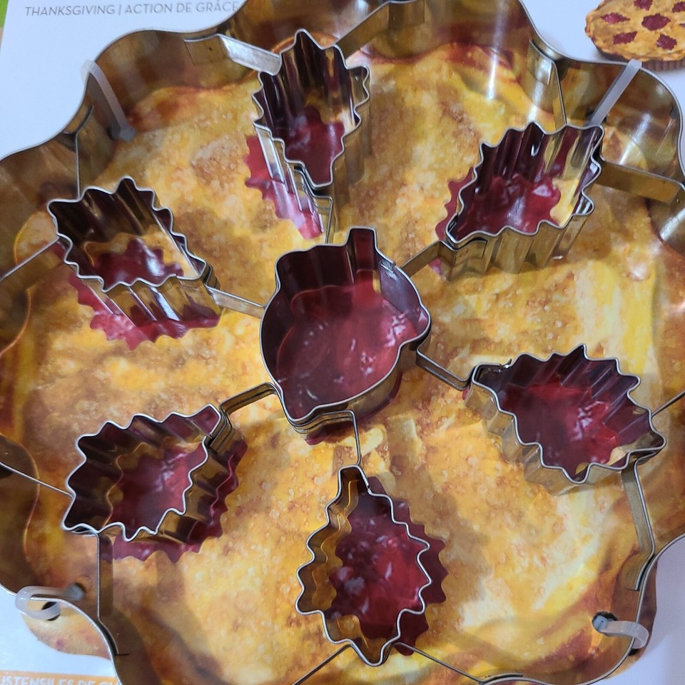 Metal Pie Crust Cutter Leaves and Acorn Kitchen Bakeware Tools By ...