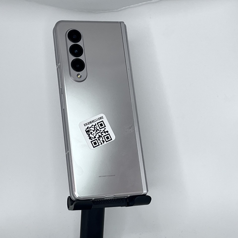 Samsung Galaxy Z Fold3 5G SM-F926U 256GB Phantom Silver Unlocked ...