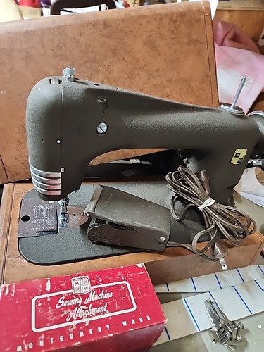 Montgomery Ward Vtg1940s Rotary Sewing Machine Supreme Streamlined ...