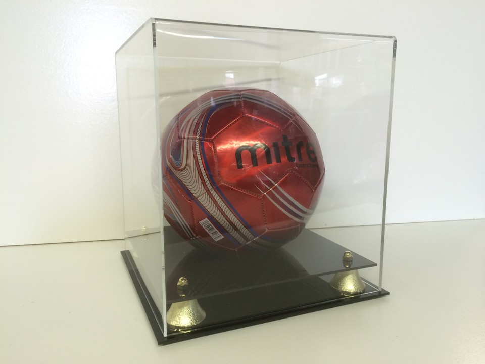 Soccer ball display FIFA World Cup 85% UV filtering acrylic football ...