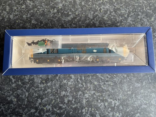 Bachmann OO Gauge 32-783DS Class 37 Diesel 37049 in BR Blue, DCC Sound ...