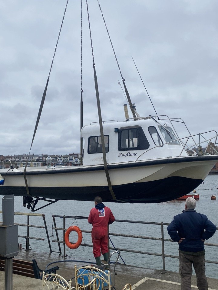 Fishing/ Diving Boat Taskforce 26 2701e Ford Sabre Engine | eBay UK