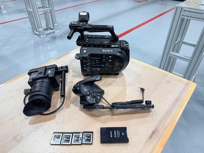 SONY PXW-FS7 Camera Viewfinder Card Reader Cards Mic Holder | eBay