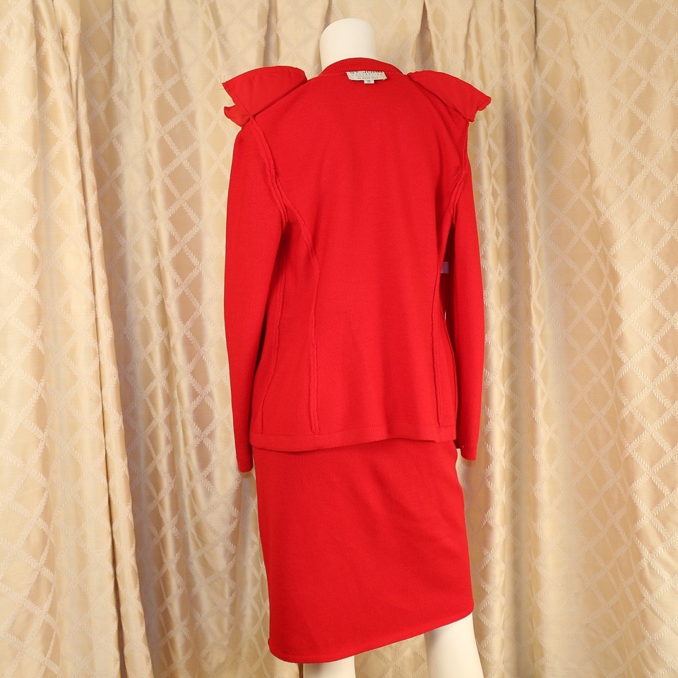 ST. JOHN Red Gold Santana Knit Ornaments Buttons Women Skirt Suit Size ...