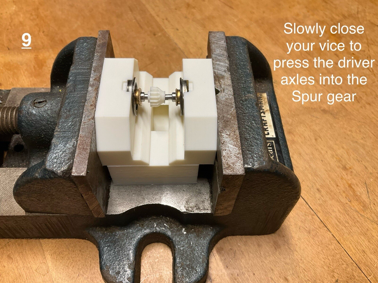 Proto 2000 Heritage Steam 0-8-0 HO Spur Gear, Couplers, And Quartering ...