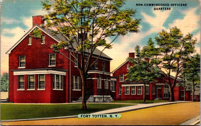 Postcard NY View Non-Commissioned Officers Quarters Fort Totten Soldier ...