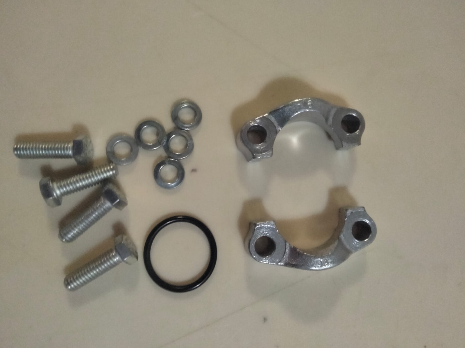 EATON AEROQUIP SPLIT FLANGE KIT,STEEL,1 In FF593-16 / 16FF593 | eBay