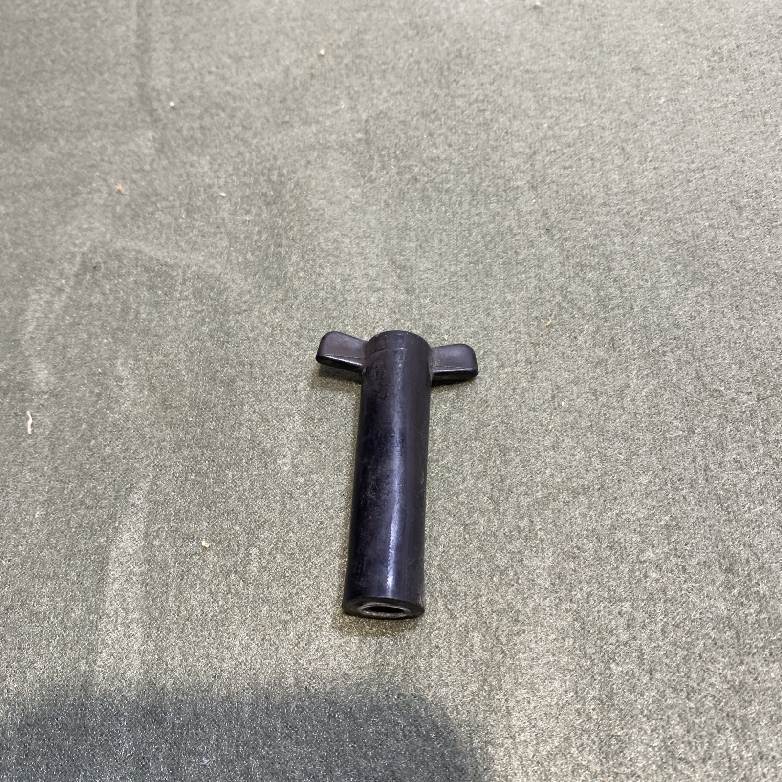 96-07 Chevrolet Blazer Silverado Tahoe wing nut air cleaner bonnet hat ...