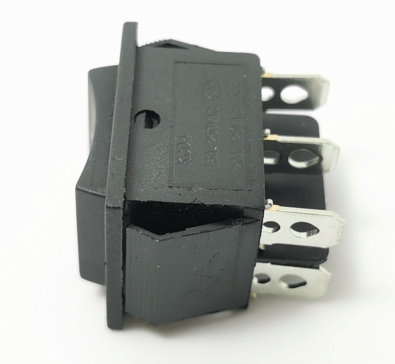 2x WIPP TASTER WECHSEL SCHALTER ECKIG KCD4 2 POLIG 6 PIN 230V 12V 16A ...