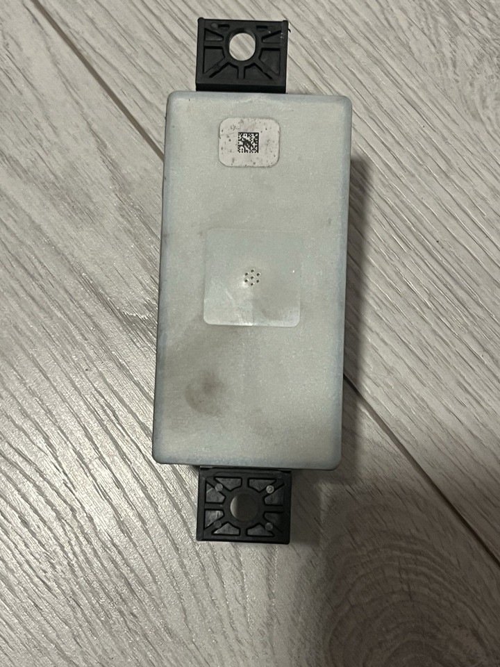 2019 - 2026 MERCEDES SPRINTER 2500 W907 VOLTAGE CONVERTER MODULE UNIT ...