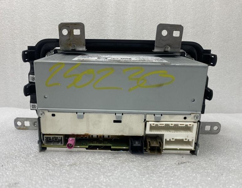 2020-2021 Nissan Versa Audio Radio Receiver Display Screen W/O ...