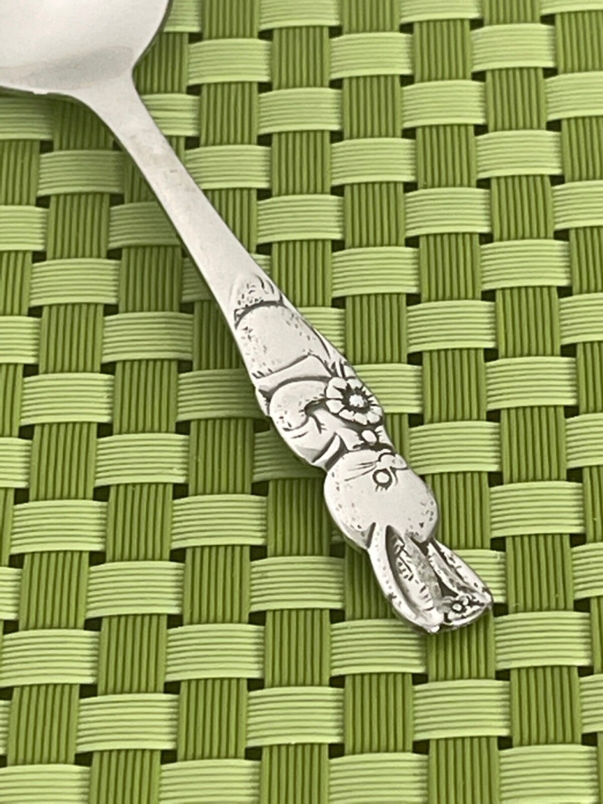 Oneida Community PETER RABBIT Stainless Glossy Smart Choice Flatware ...
