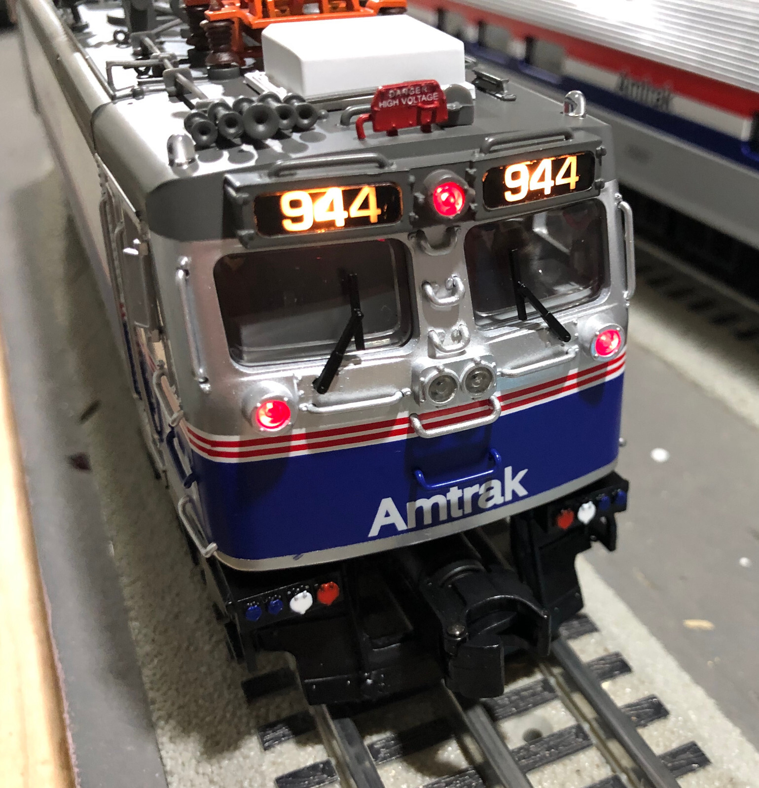 MTH Premier 20-5528 Amtrak AEM-7 Engine #944 (Phase IV) with ...