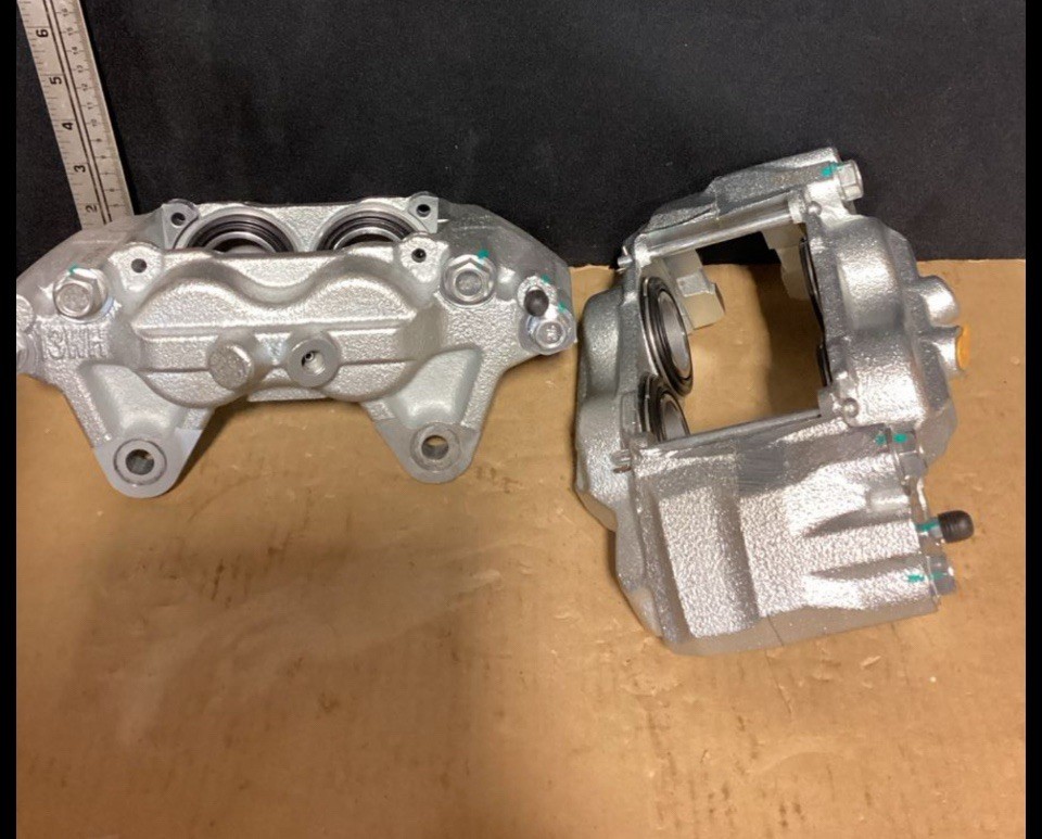 Pair Front Brake Calipers for Toyota 4Runner Lexus GX470 2003-2009 ...