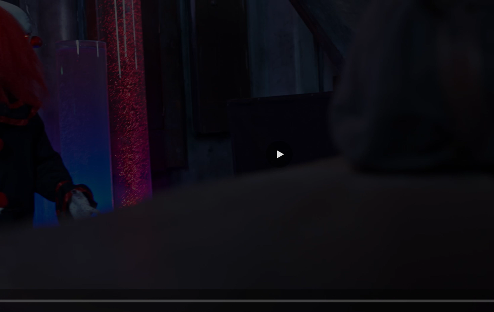 Spirit Halloween CrEePy 4 FT YOUNG CROUCHY THE CLOWN Animated ...