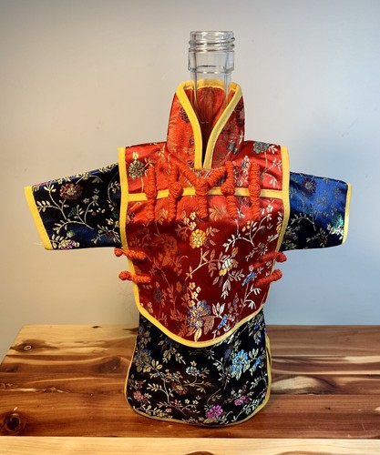 Traditional Chinese Embroidered Silk-Wine Bottle Jacket Cover-Unique ...
