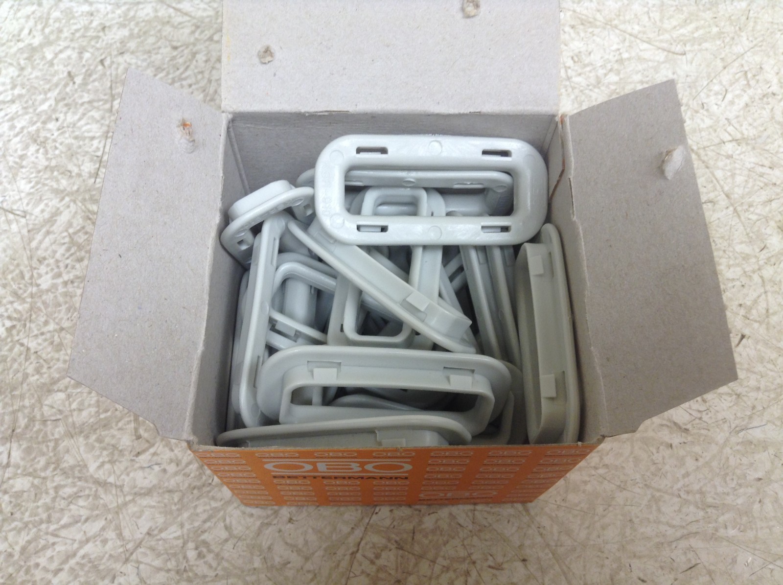 OBO Betterman KSR-910 PE Cable protection Ring KSR910PE 6066 712 Box of ...