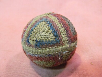 VINTAGE 2 1/4" KNITTED STRING BALL TOY CAT TOY ? FOOT KICK TOY? | eBay