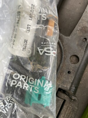 Genuine Peugeot 307 Brake Light Switch 453467 | eBay UK