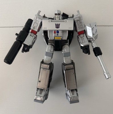 Transformers Dramatic Capture Series Nemesis Bridge Megatron With ...