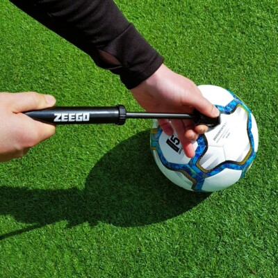 ZEEGO Football Pump Double Action Ball Pump - Fast Inflation Football ...