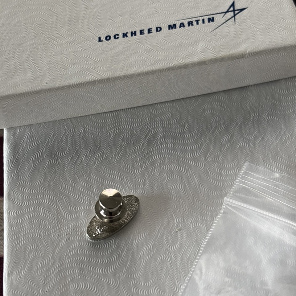 Lockheed Martin 20-Year Employee Service Award Pin With Original Box | eBay