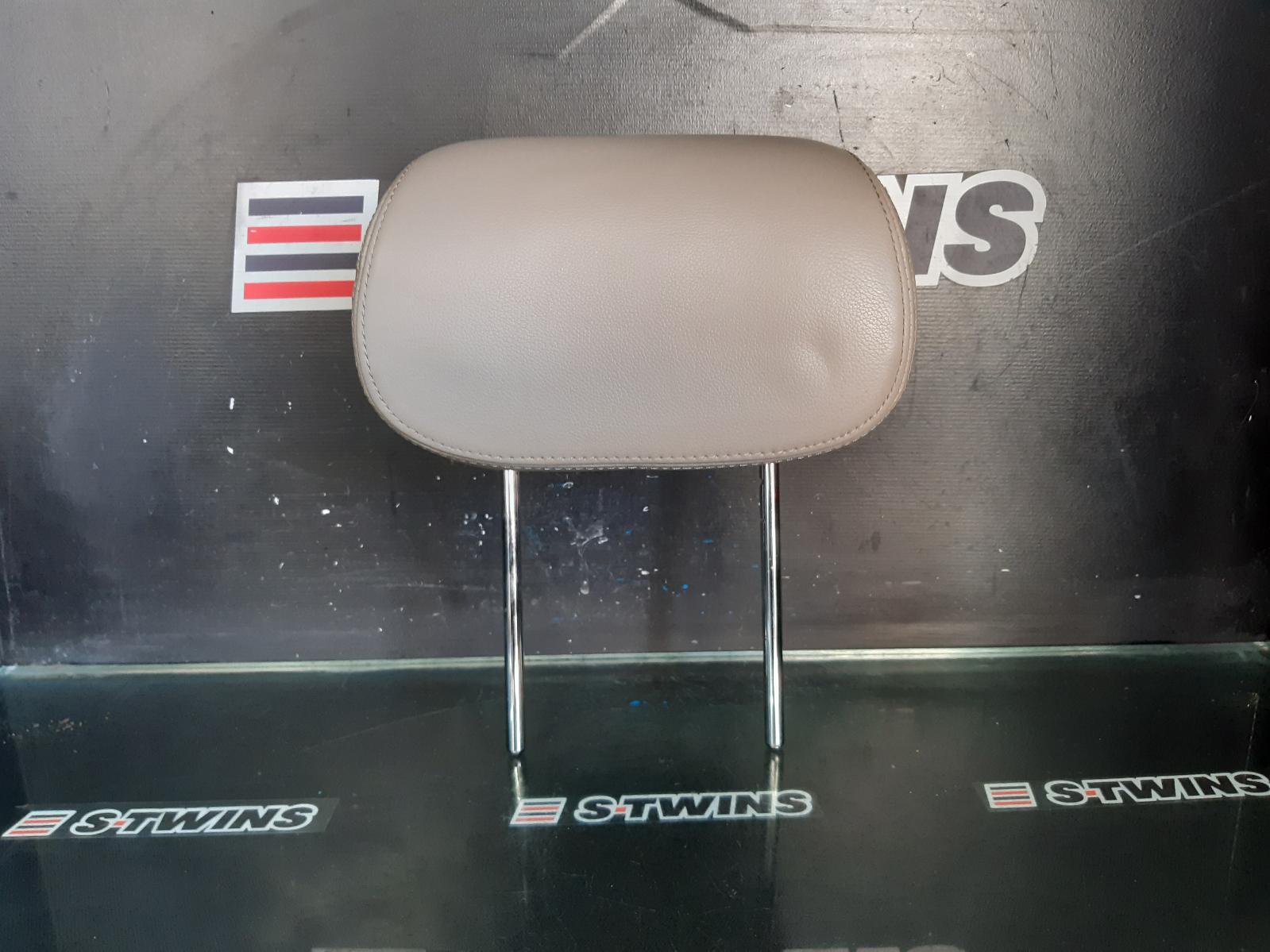 KIA SORENTO HEADREST LH REAR 2ND ROW, LEATHER, UM, 06/15-01/20 15 16 17 ...