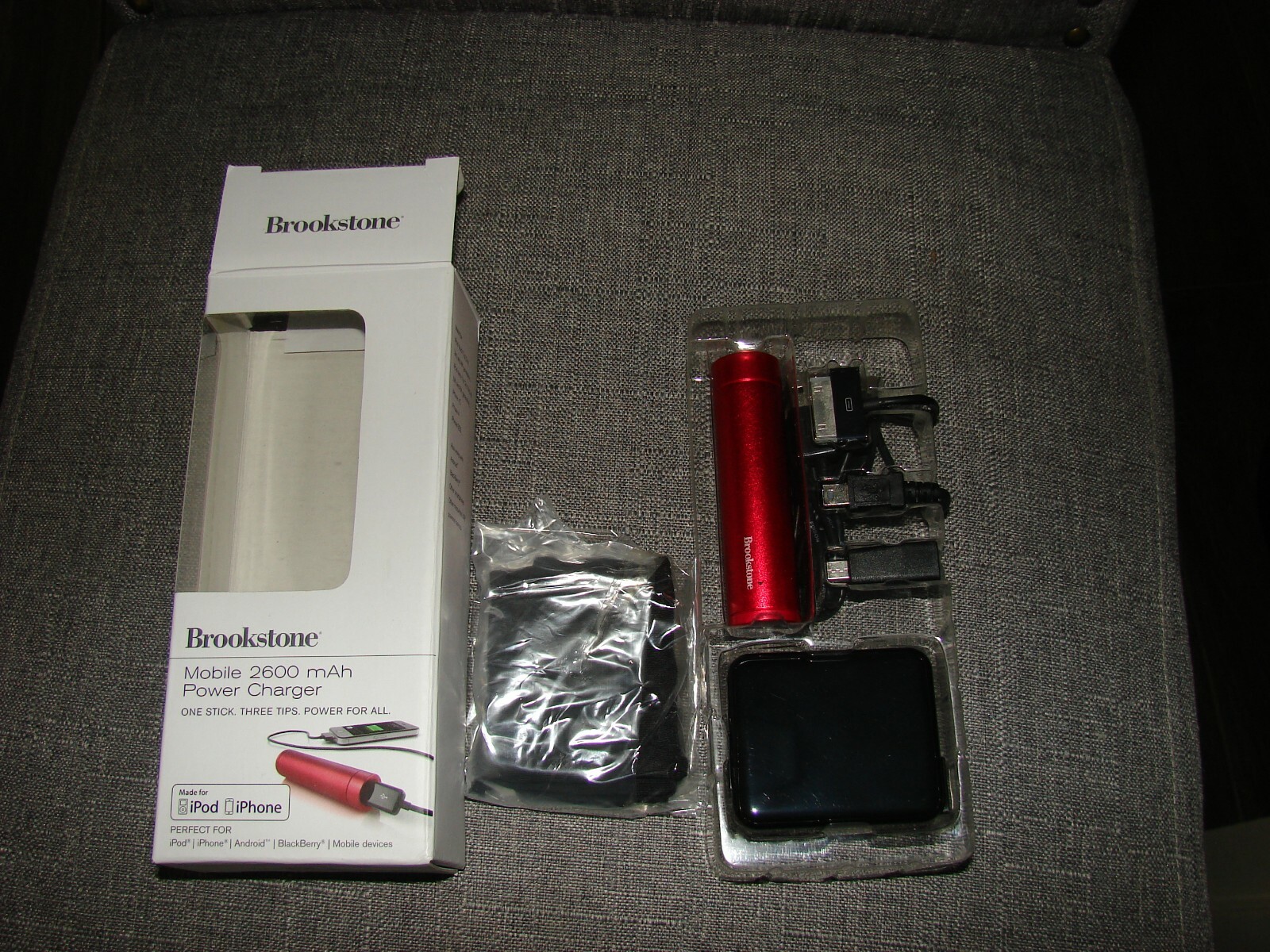 New Brookstone mobile 2600 mAh power charger FREE SHIPPING | eBay