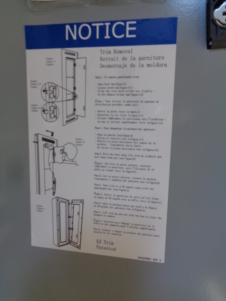 EATON 400 AMP PANELBOARD 480V MAIN BREAKER 42 SPACE 3PHASE 4 WIRE PANEL ...