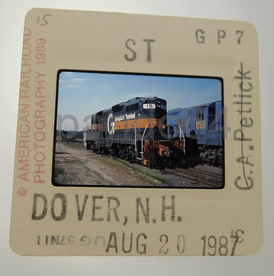 RR TRAIN Slide ST Springfield Terminal GP-7 #15 Dover NH 1987 AT21 | eBay