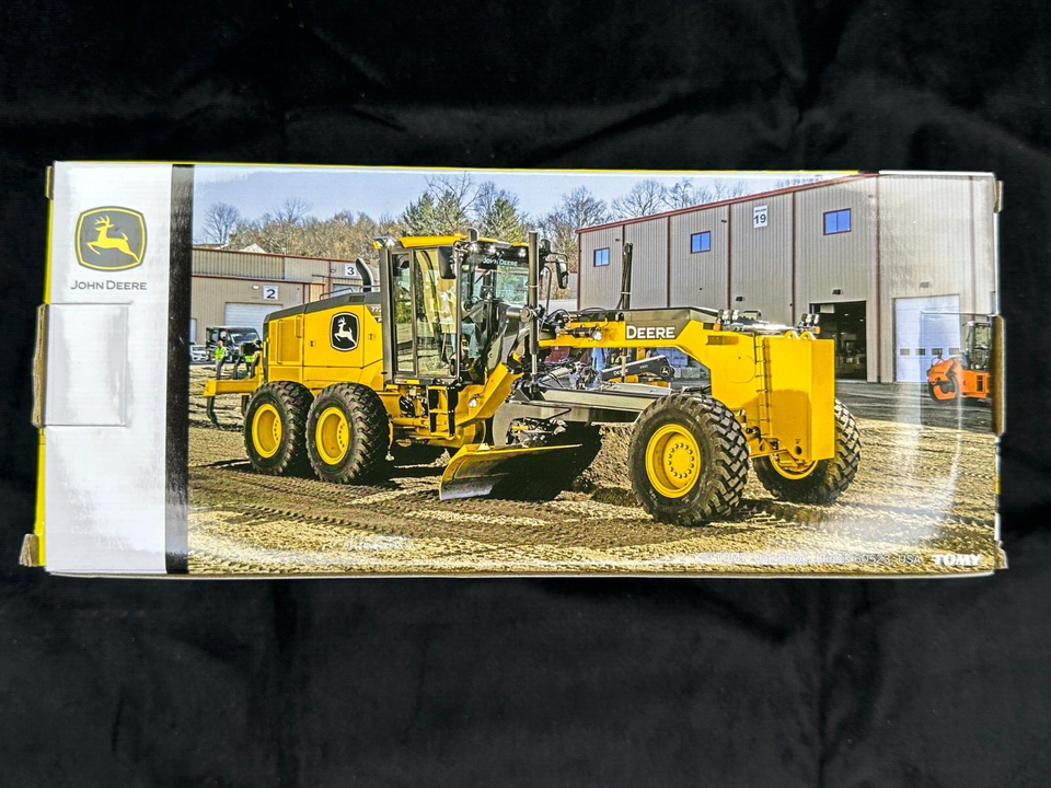 NEW John Deere ERTL 1/50 772 Prestige Collection Die Cast Replica Toy ...