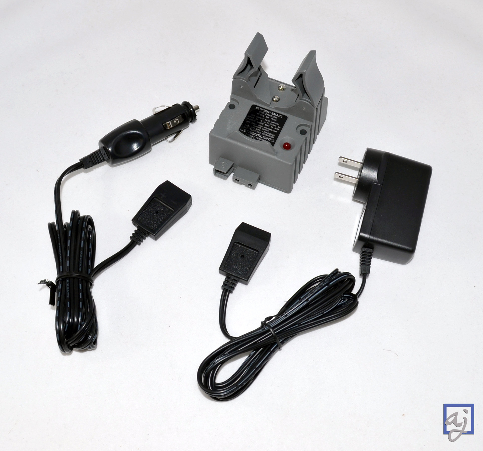 Streamlight Stinger Smart Charger Base 75105 w/ AC (wall) and DC (car ...