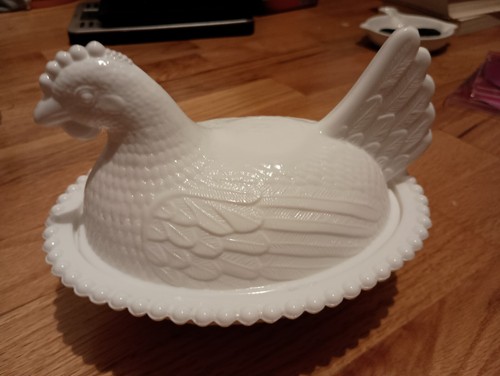 Vintage Indiana White Milk Glass Chicken Hen on Nest Covered Bowl/Candy ...