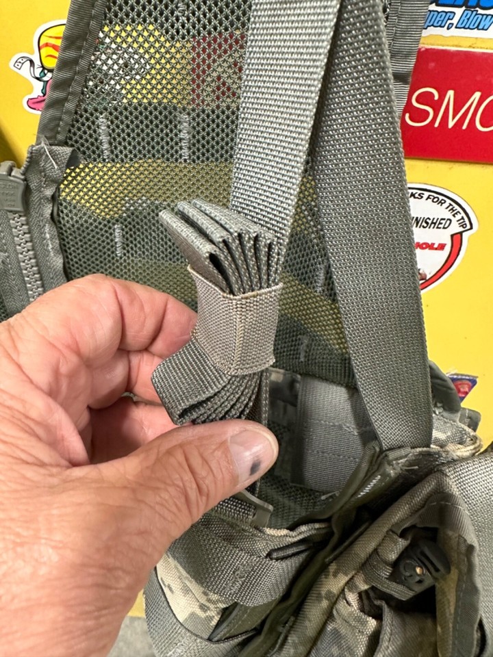 USGI Molle II Fighting Load Carrier FLC Tactical Rifleman Vest + 8 ...
