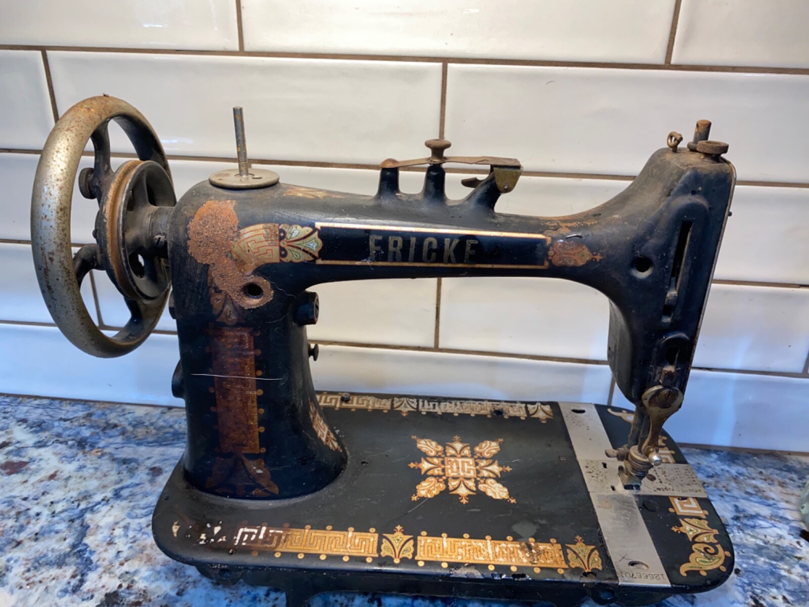 Vintage Treadle Sewing Machine Steampunk Repurpose Project Decoration ...