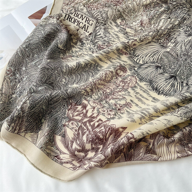 Sallys Garden Flowers Print 70% Cashmere & 30% Silk Wrap Scarf 2 Face ...