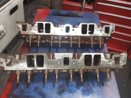 302 327 350 Double Hump Pair Cylinder Head Cast Iron Chevy 3917291 SBC ...